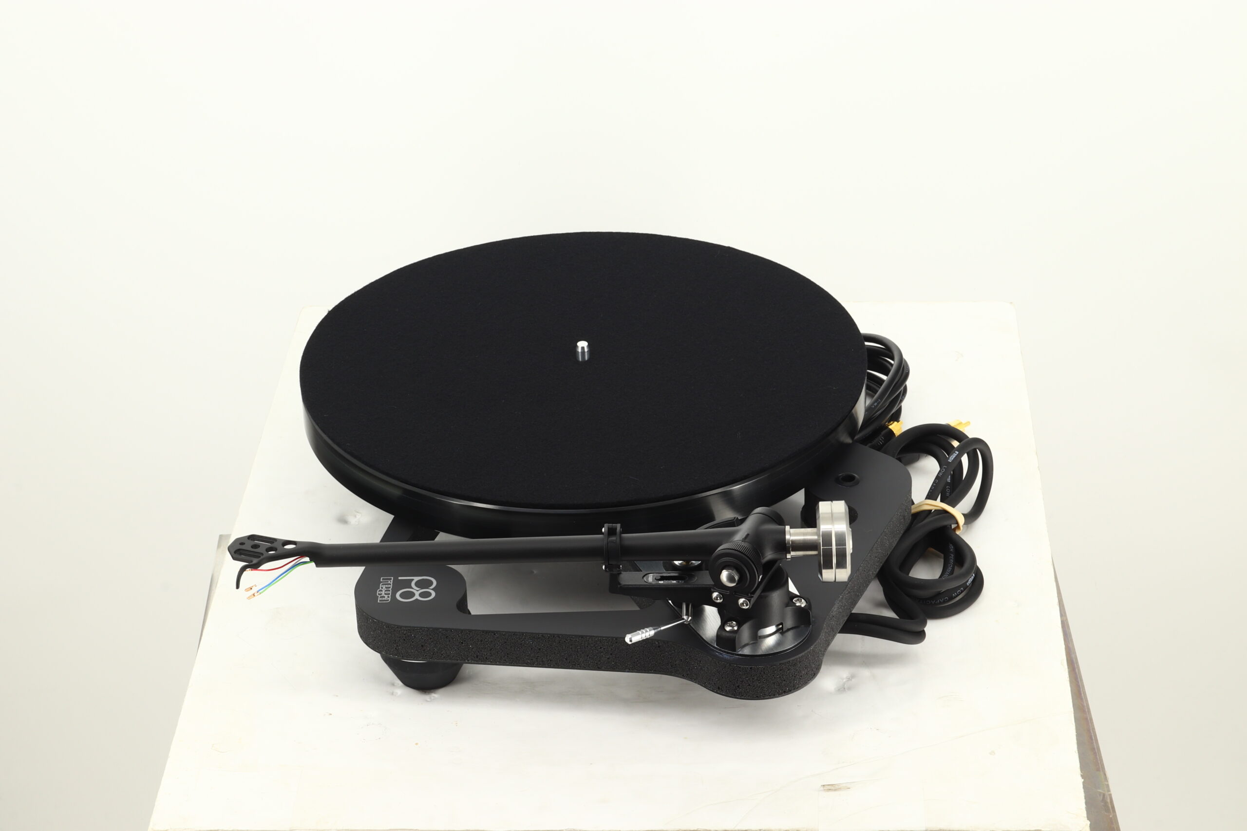 Rega Planar 8 Turntable - Matt Polaris Grey - 2ndhandhifi | Used Hifi