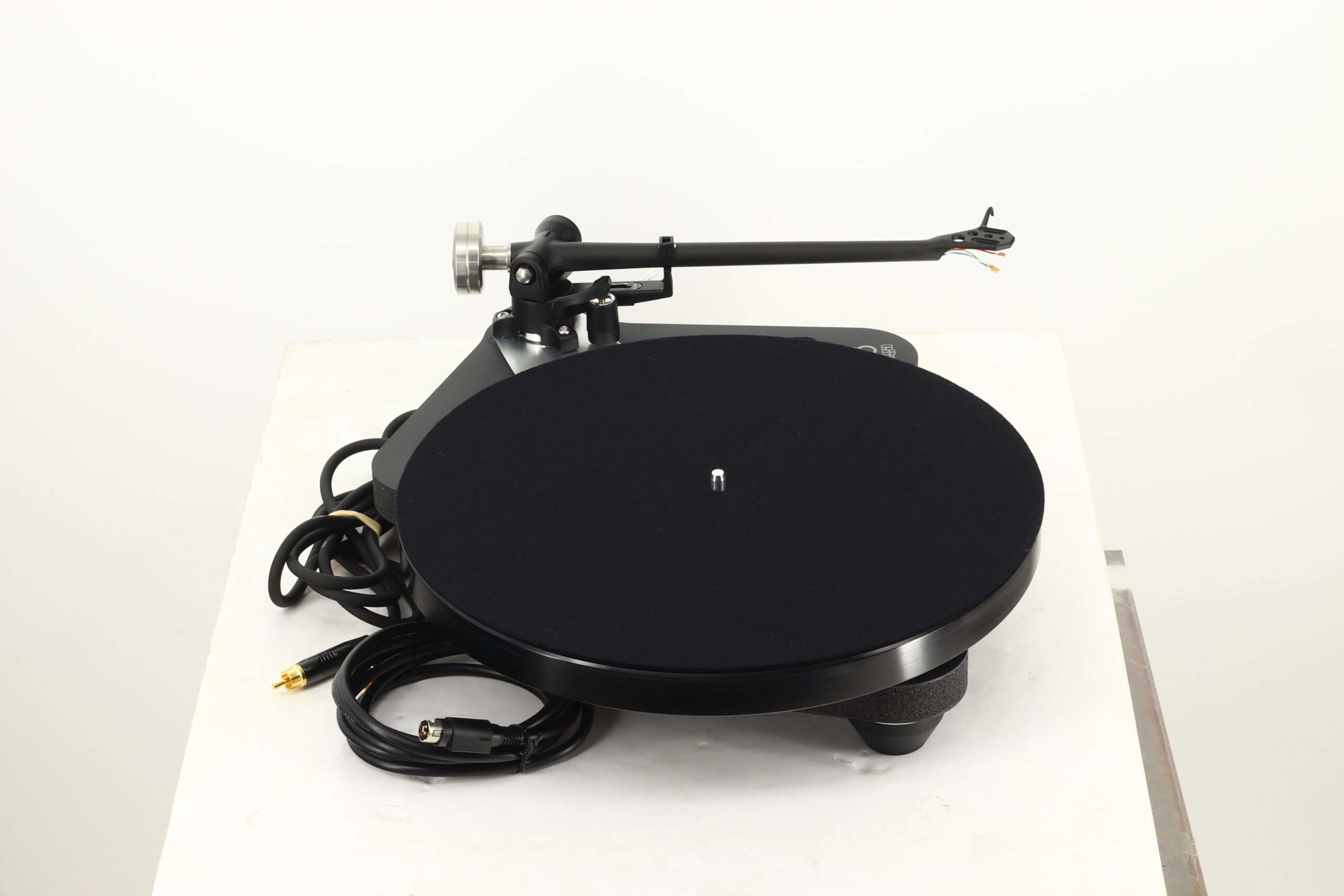 Rega Planar 8 Turntable - Matt Polaris Grey - 2ndhandhifi | Used Hifi